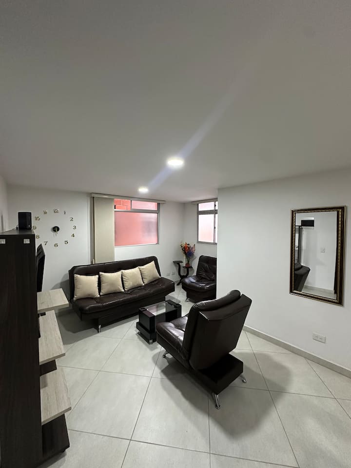 1 Min Parque Principal/cómodo/ascensor - Sabaneta