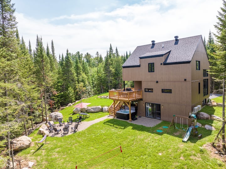 Le Köuzy - En Nature Avec Spa, Foyer Et Jeux - Laurentides
