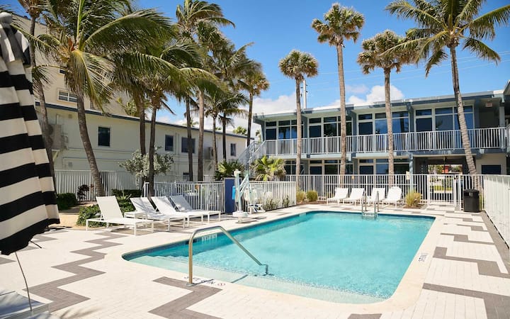 4 Comfortable Units Near The Ocean! W/ Pool & Gym! - Fort Lauderdale