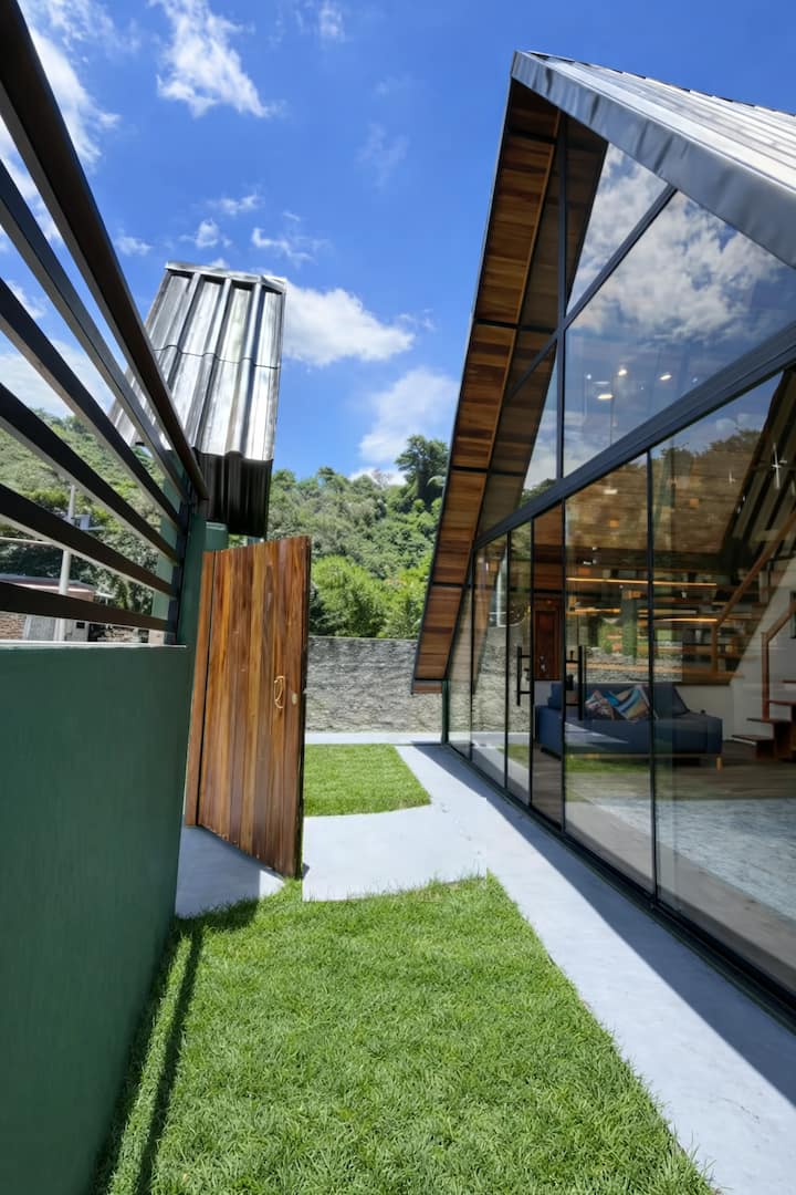 Casa Na Serra De Petrópolis | Chalé P/ Família - Petrópolis