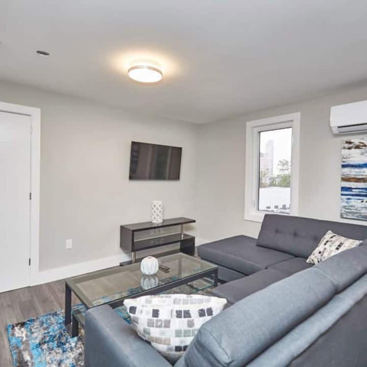 Clifton Walk Hideaway 2a - Niagara Falls