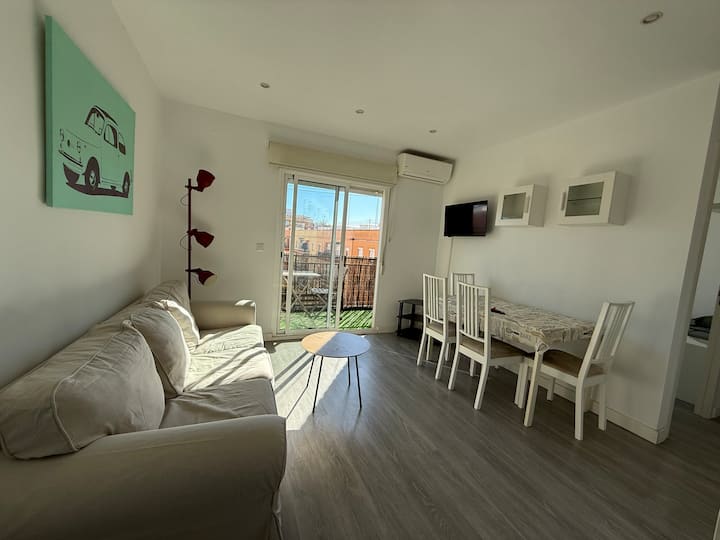 Apartamento Con Mucha Luz Y Con Buena Ubicación - Universidad Europea de Valencia