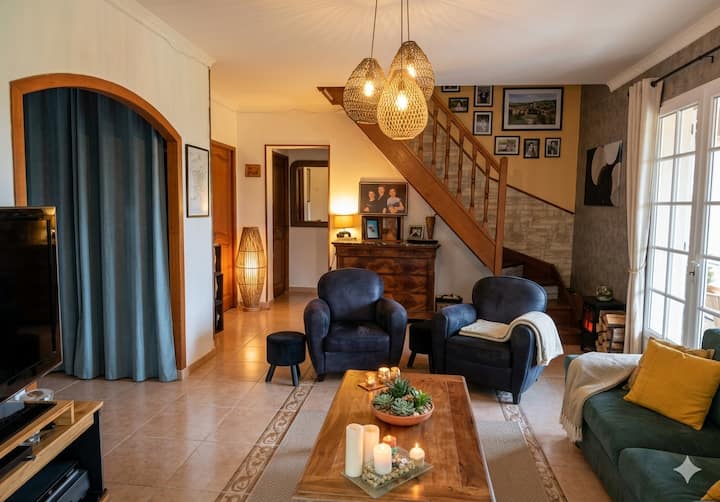 Charmante Villa Provençale A La Campagne - Alès