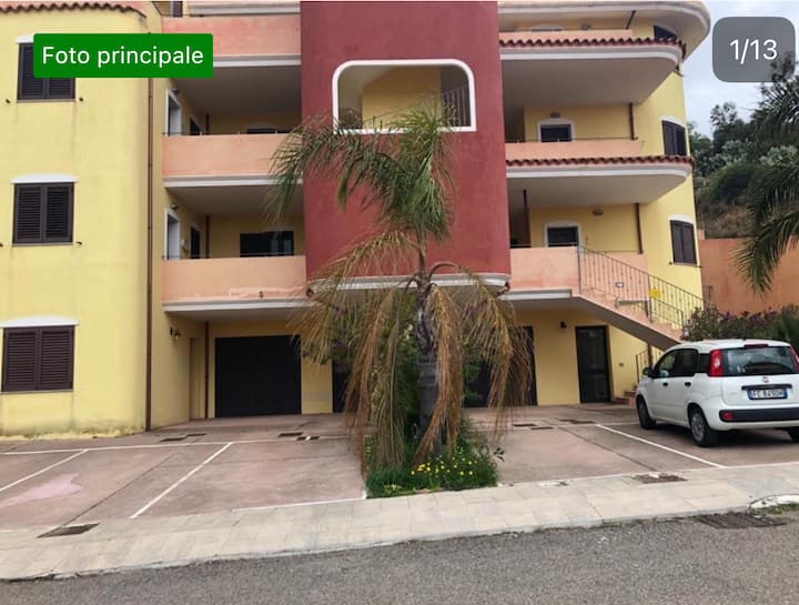 Composto Da Cucina, 2 Camere, 2 Bagni E Sala. - Muravera