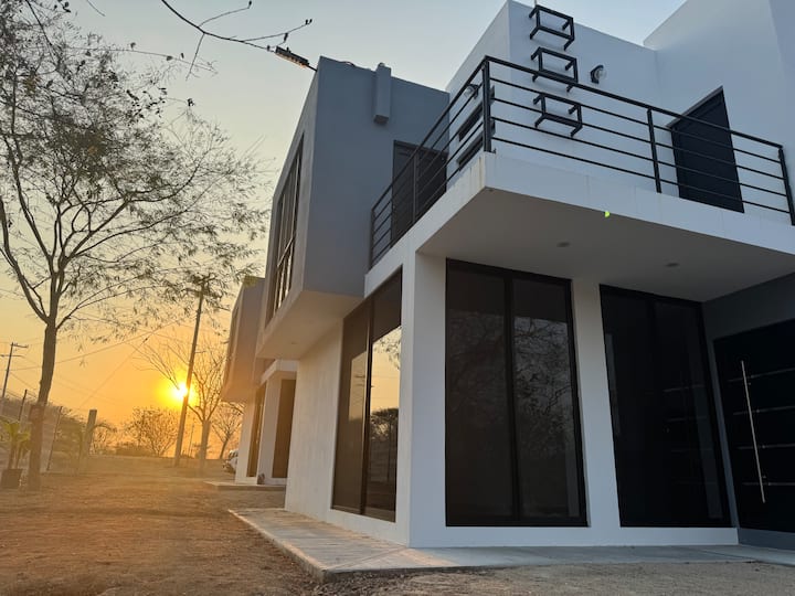 Morada, Costa Sierra - Santa María Huatulco