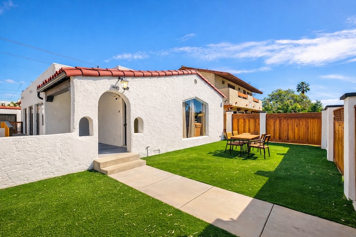 Utah Luxe Retreat | 6br • Gated Parking - San Diego