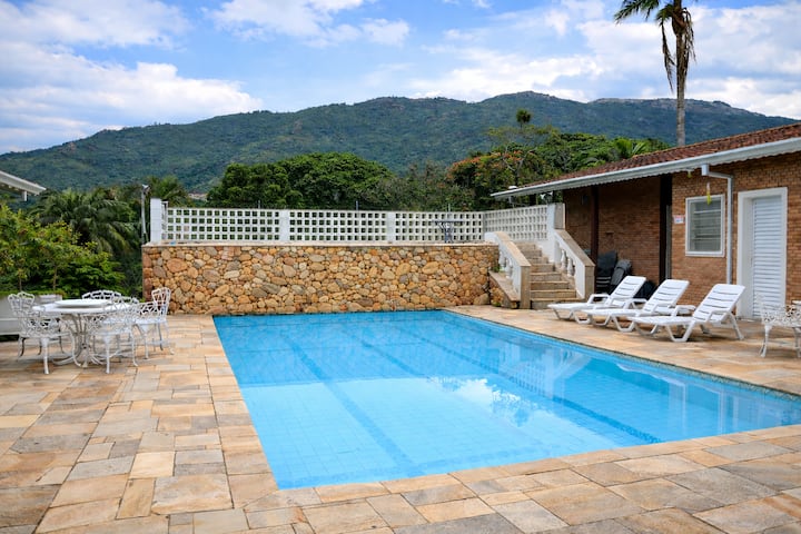 Chácara Com Piscina E Vista Para A Pedra Grande - Atibaia