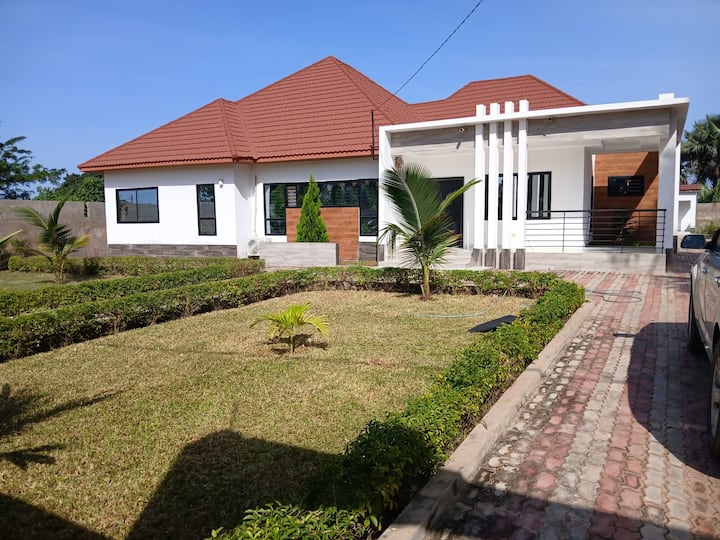 Kisteman Kunda - The Gambia