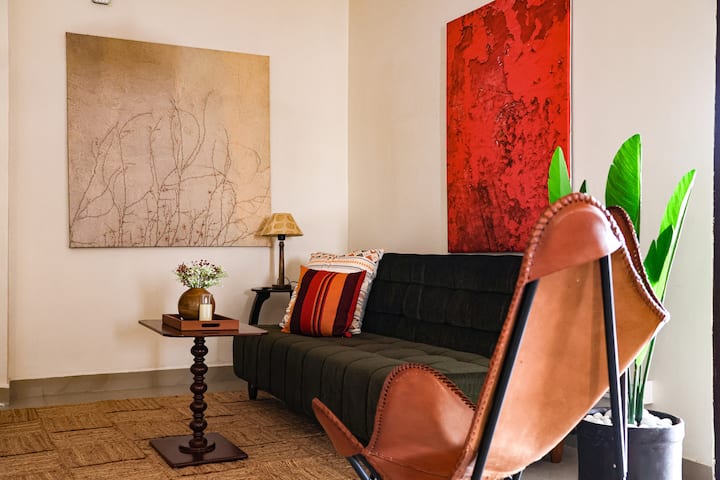 Aum_staycation, A "1 Bhk" Private Apartment - Guwahati