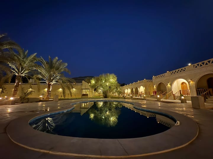 Twin Beds Double Room In Siwatu Lodge - Égypte