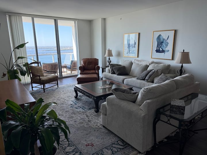 Luxury | 30th-floor Waterfront Views - Fort Myers, FL