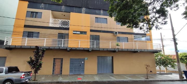 Predio Otimo Para Alojamento De Funcionarios - Uberlândia