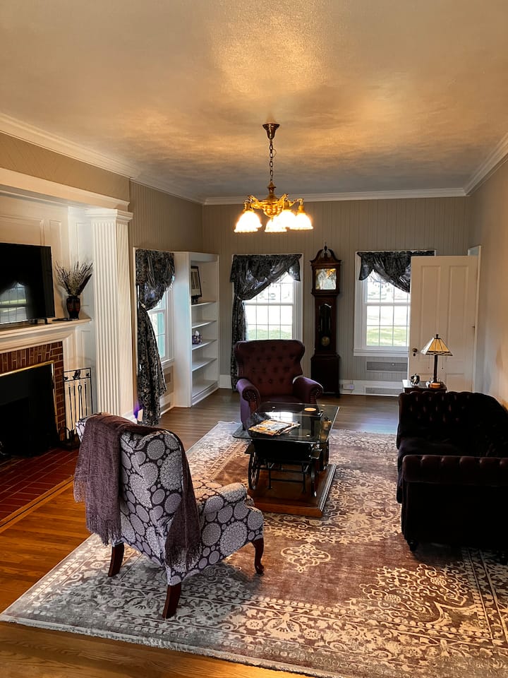 Leard-kelty Historical Gem - Dundee, OR