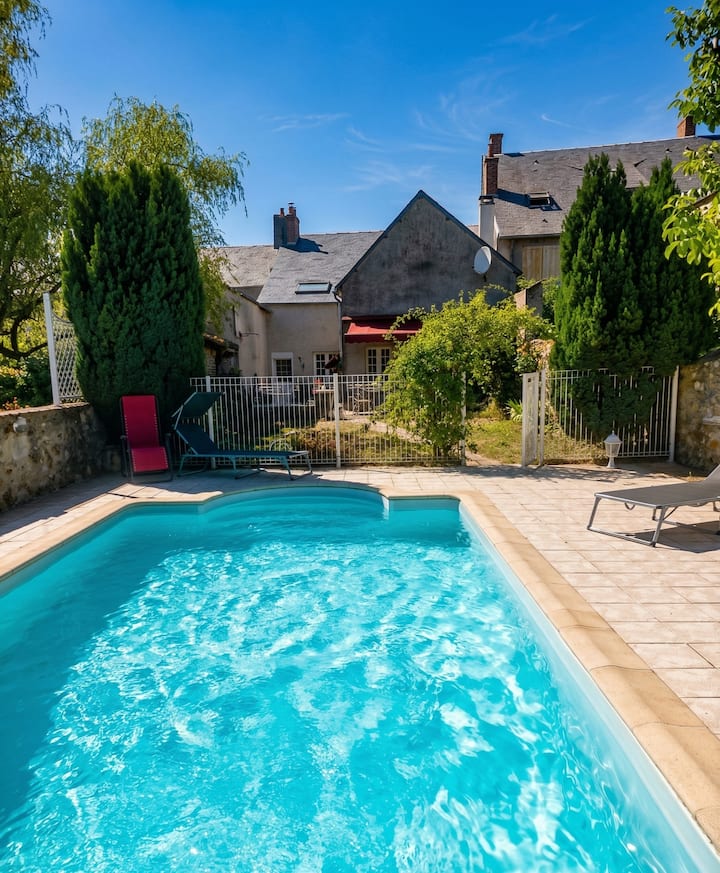 Ô ÉToiles - Piscine, Billard & Cœur De Ville - Morvan