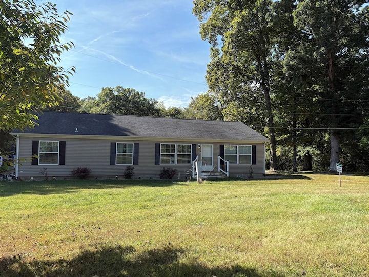 Peaceful 1br Retreat Near Iu + Pool. - Oliver Winery, Bloomington