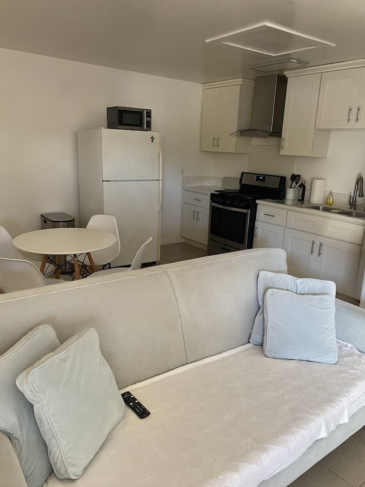 South Bay Charmer - Torrance, CA