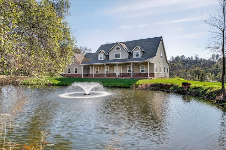 Spacious Hidden Falls & Winetrail Retreat - Auburn, CA