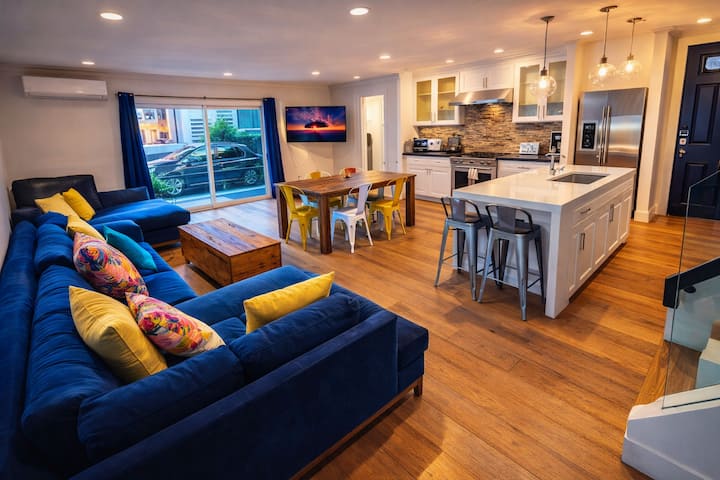 Sunny Newport Beach Getaway - Newport