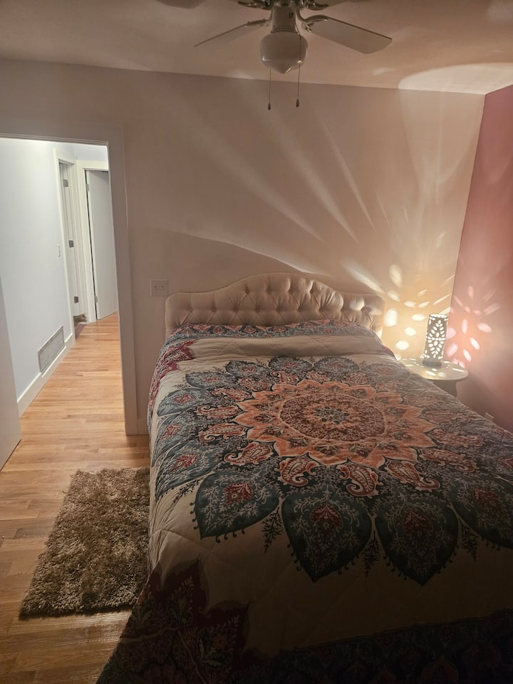 Beautiful Private Queen Bedroom. - Englewood, FL