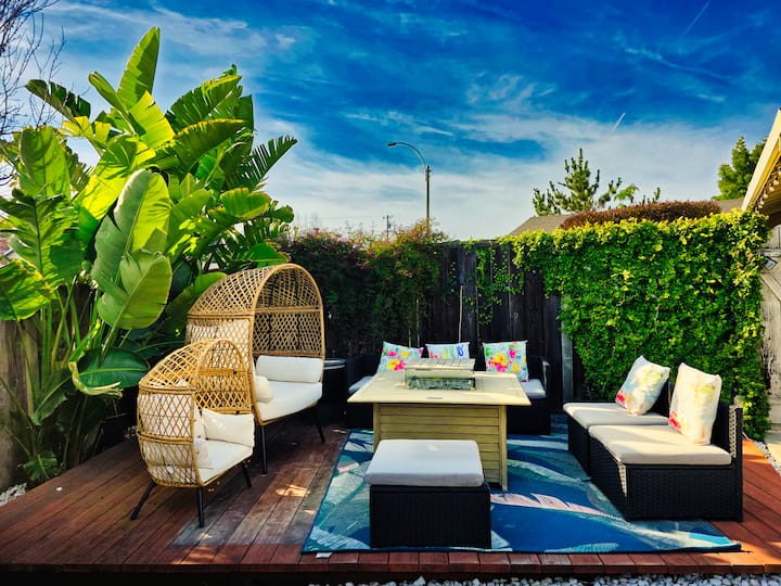 Luxury Private King Suite With Attached Bathroom - Fremont, CA