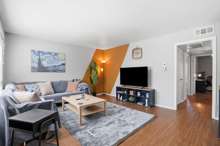 Pleasant 2bd:tcu Walkable, Heartwarming & Spacious - Cultural District - Fort Worth