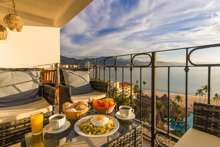 Beachfront Condo Within The Condomar 1 Bd - Mexico