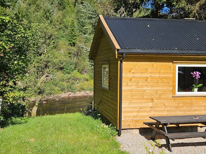 Koselig Hytte I Hyggelige Omgivelser! - Groenlândia