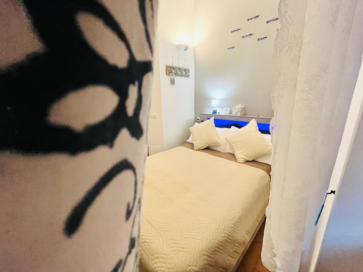 Camera Matrimoniale Piccola Ad Uso Singolo - Monterosso al Mare