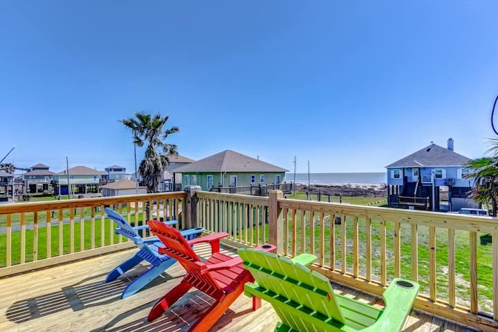 Steps To Beach*ocean View*pet Friendly*fenced - Crystal Beach, TX