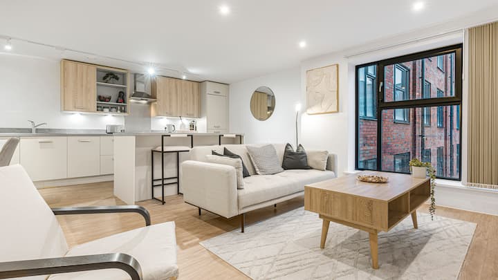 Luxury 2 Bed Apartment | Birmingham City Centre - 버밍엄