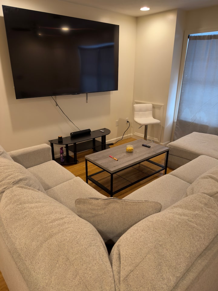 1 Bed Room 1 Bathroom Apartment With Full Kitchen - Morgantown, WV