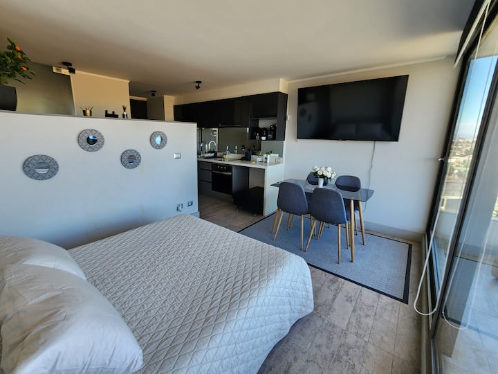 Entre Dunas Y Olas. - Concón