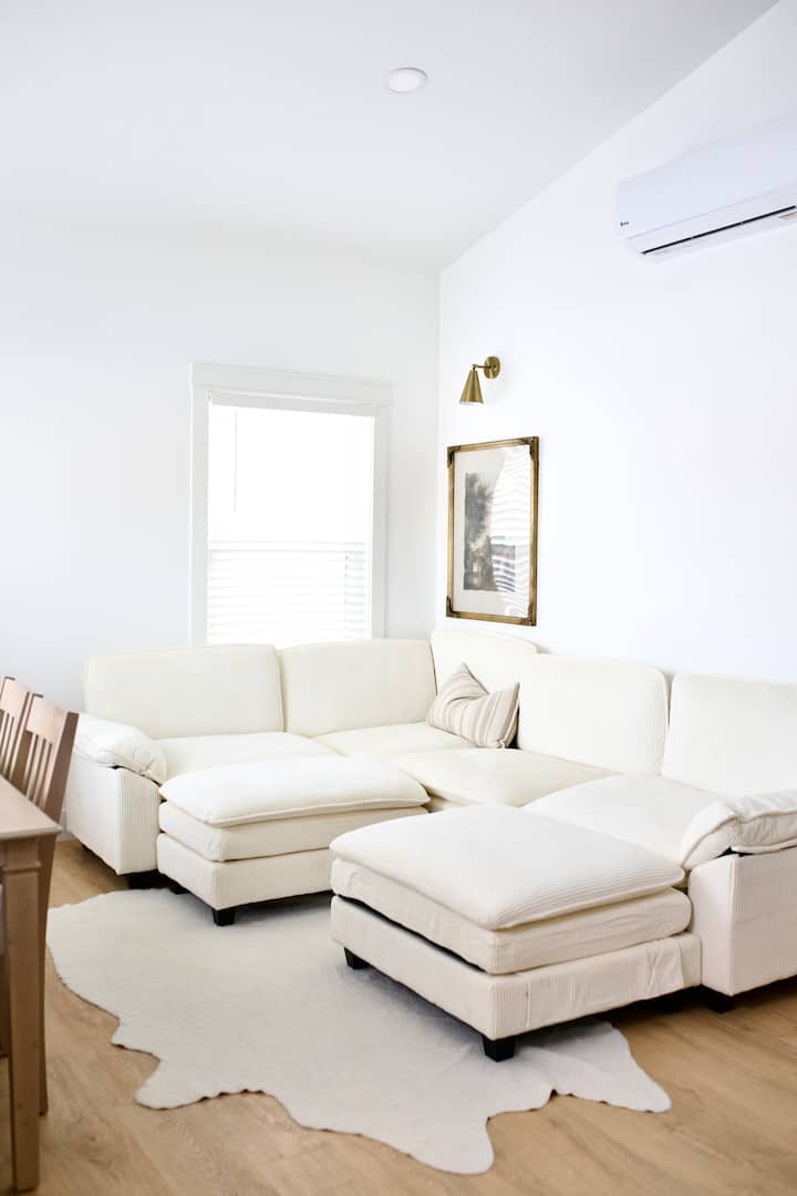 Luxury Vacation Boiling Springs - Lake Bowen, SC