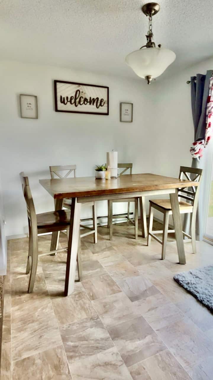 Cozy Canfield Retreat | Near Dt | 4br | Sleeps 8 - Coeur d'Alene, ID