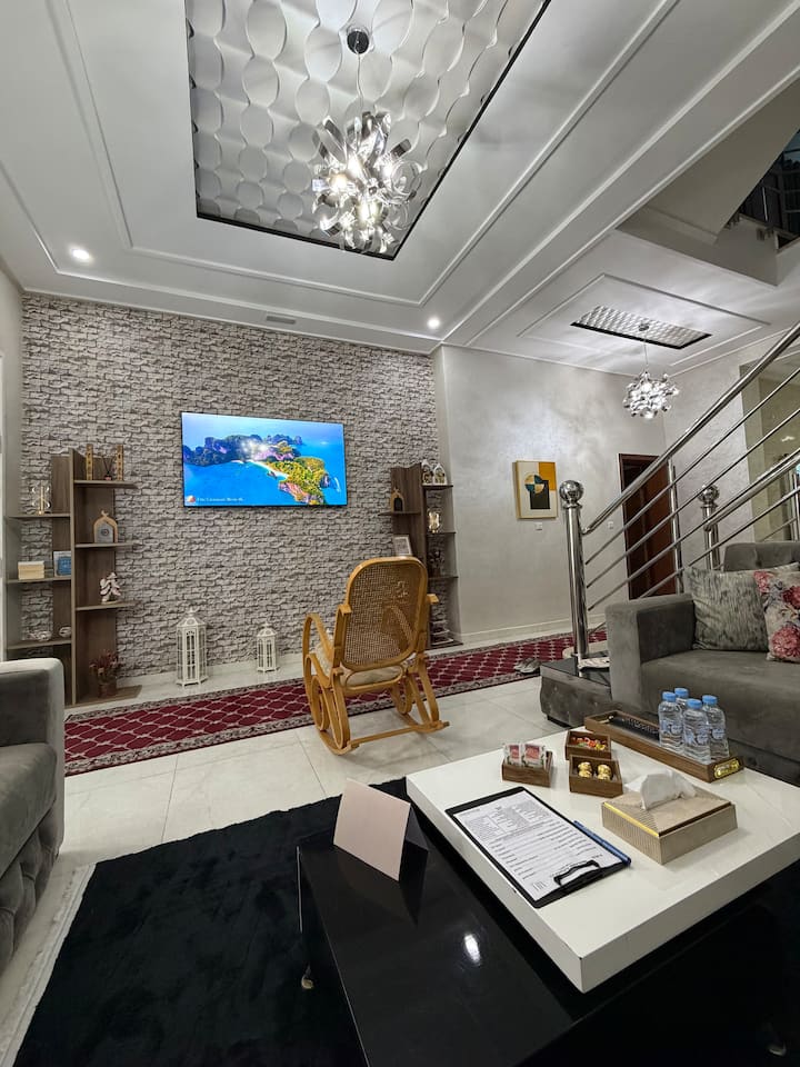 Maison Familiale Entière/ حي المطار، الناظور - Nador