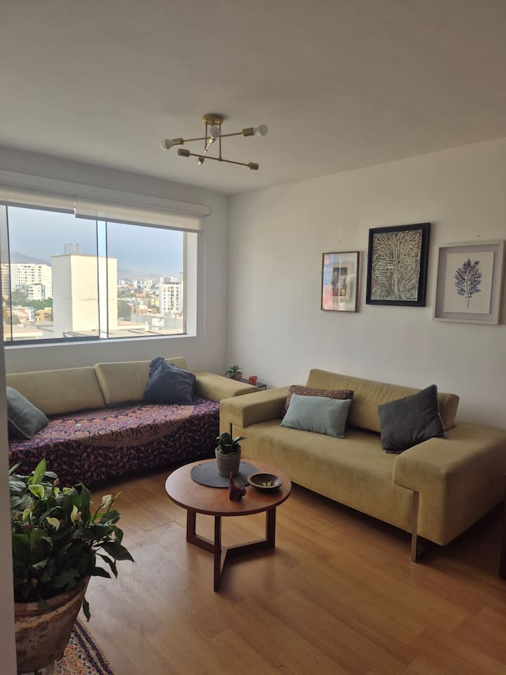 Apartamento Acogedor En Excelente Ubicación - Lima