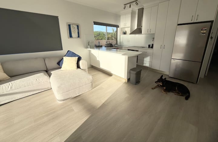 Absolute Beachfront Sanctuary At Hastings Point - Pottsville