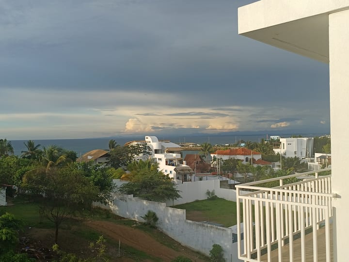 Dpto. Con Piscina Y Vista Parcial Al Mar - Punta Blanca