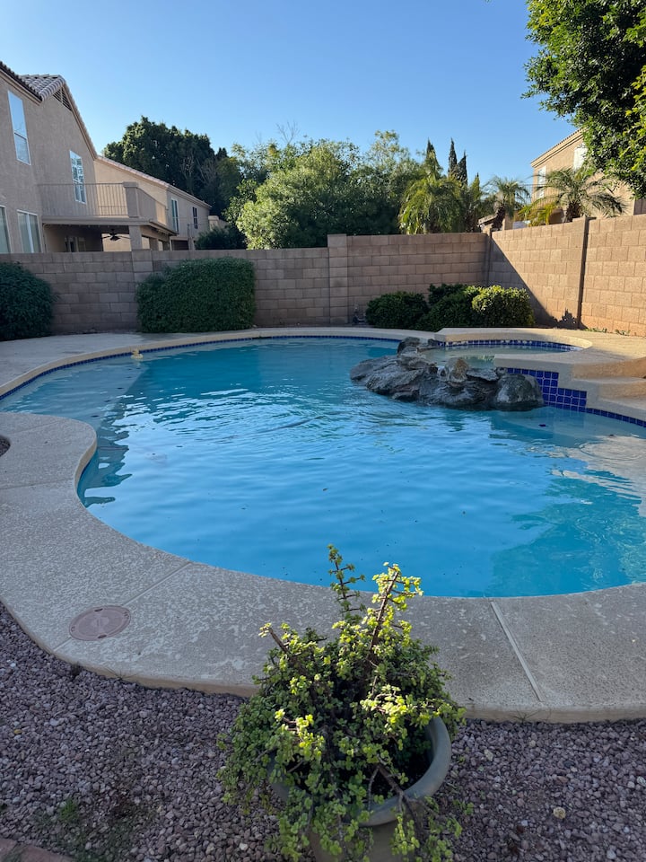 Private Arrowhead 3br Oasis W/ Pool, Spa & Bbq - Glendale, AZ