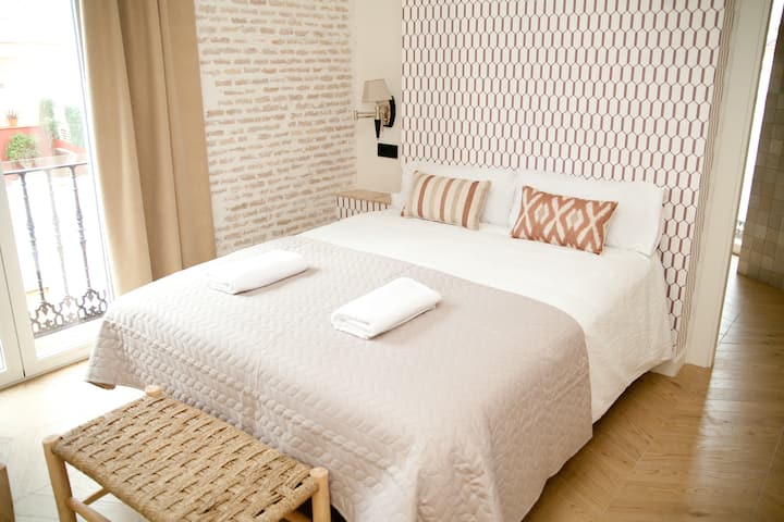 Amazing New Near Cathedral 8 People. Homeyseville - Sevilla