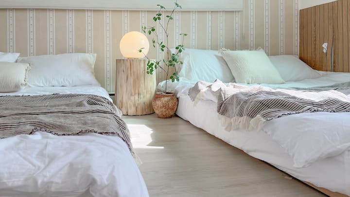 [오픈특가] #1시퇴실#용연1분#편의점30초#가족#외국인#모임#수원화성#2박부터 3만할인 - 연무동