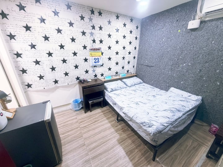 L2-全新裝潢-月租套房-合租套房-靠近龍山寺、西門町、捷運站-私人公寓（適合短期月租國外留學生） - Taipéi