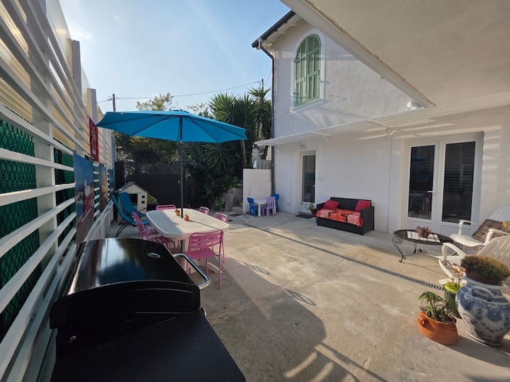 Maison Niçoise Et Sa Terrasse Exposée Plein Sud - Nice
