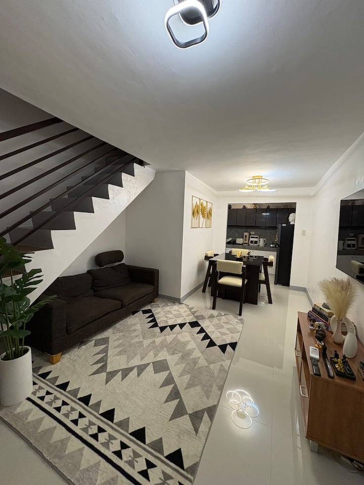 Entire House - Reduta's Residences - Angeles