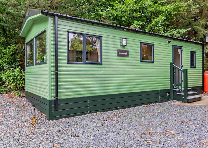 Bronze 2 Bedroom Caravan, Sleeps 4. With Parking - Windermere