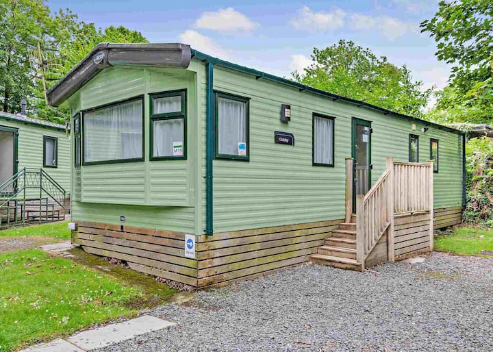 Gold 2 Bedroom Caravan, Sleeps 6. With Parking - Windermere