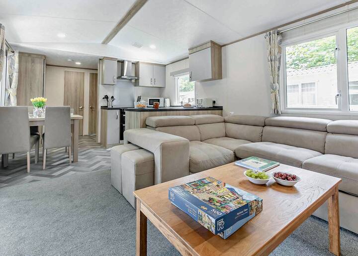 Gold Premium Caravan With Parking - Windermere