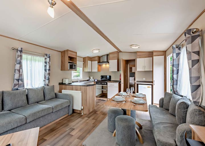 Gold Accessible With Parking & Decking - Cornwall