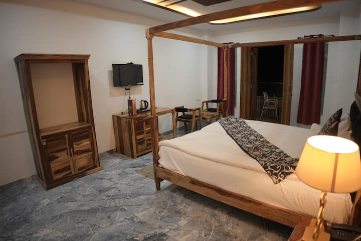 Heritage With Bathtub By The Aravali Kumbhalgarh - Ranakpur