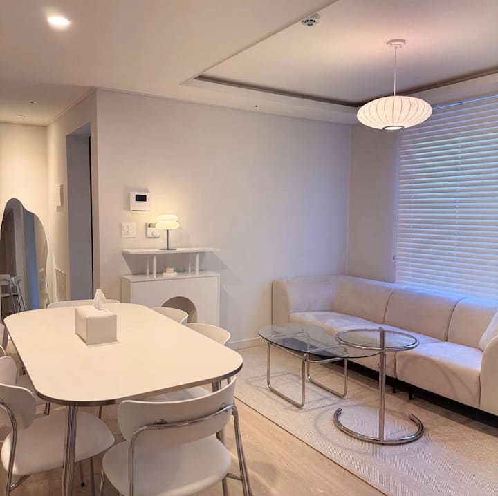 성심당 6분/몽심 배달/서대전역/역세권/야구장/빔/호텔침구/무료주차 - Daejeon